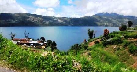 Wisata Danau Di Atas Dan Di Bawah (Danau Kembar) Sumatera Barat ...
