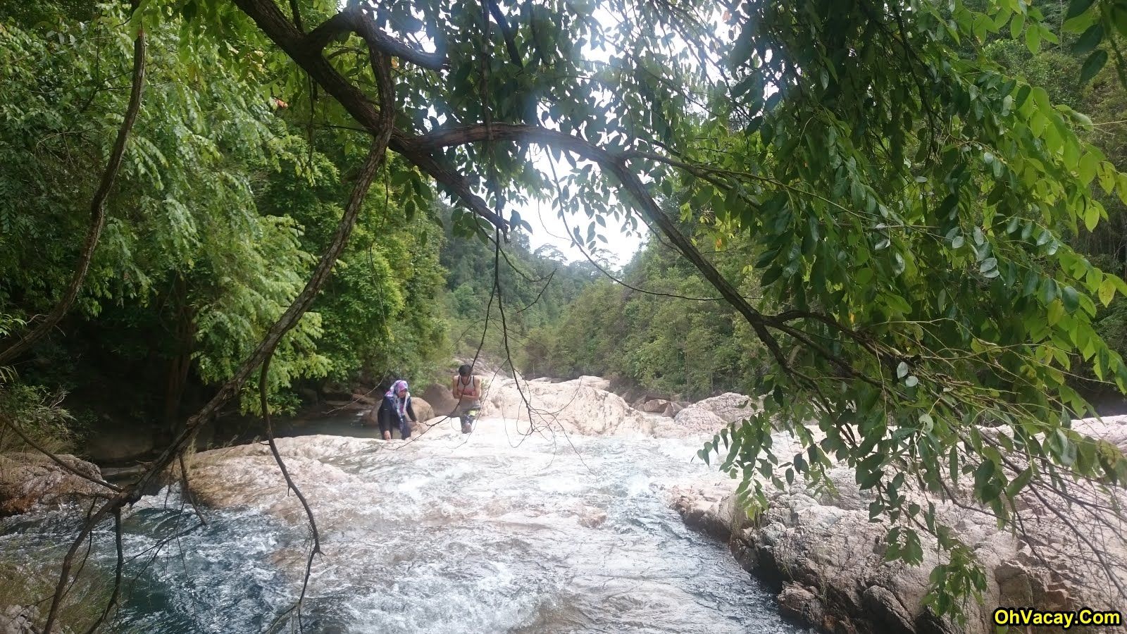 Air Terjun Berkelah - Pengalaman ke air terjun ke-7 - OhVacay.Com