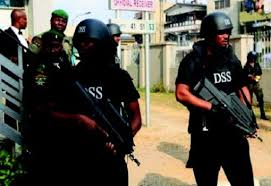 PRESIDENT BUHARI'S ADC CHASE DSS AGENTS OUT OF ASO ROCK