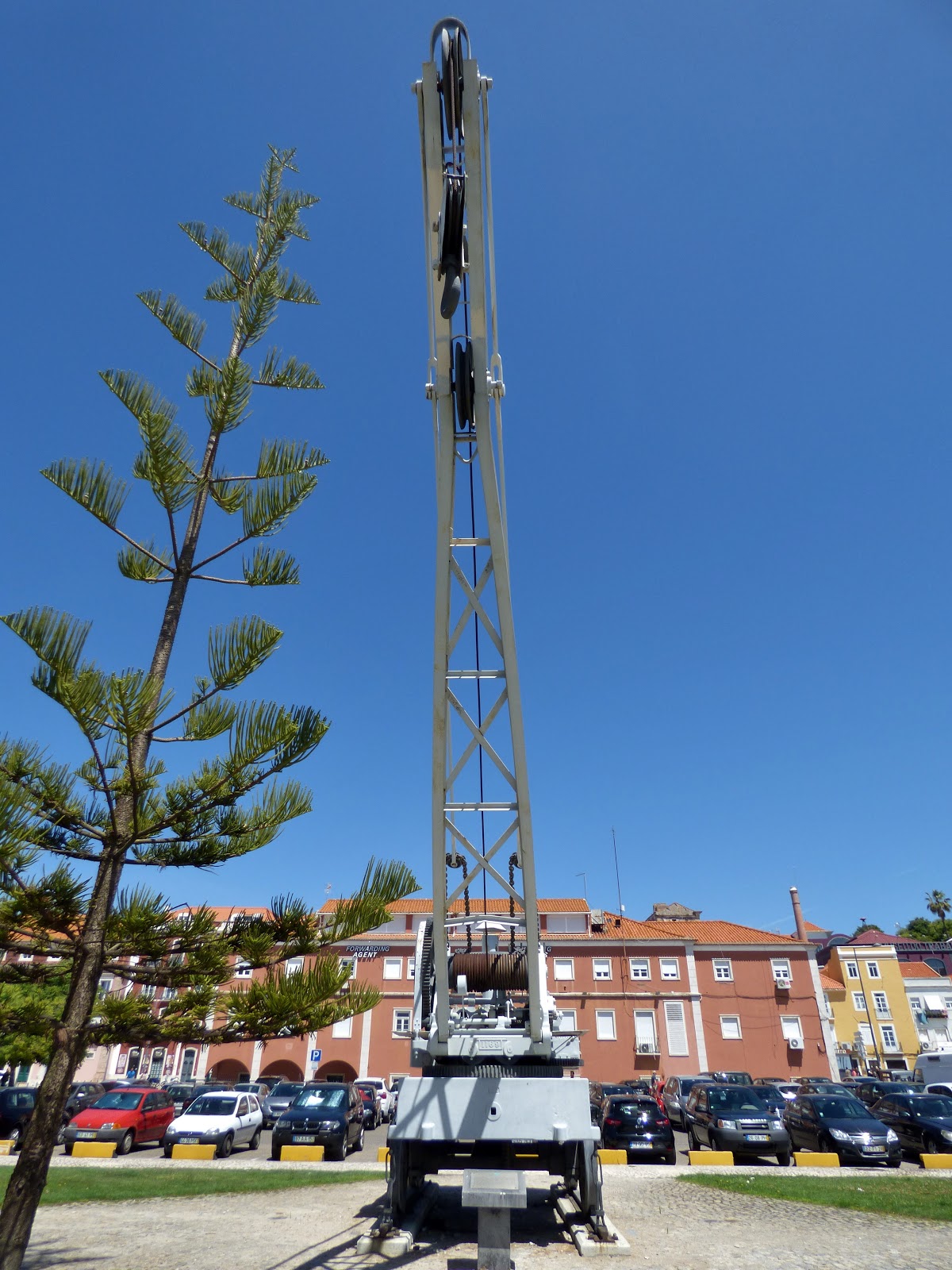 Viajar e descobrir: Portugal - Setúbal - Guindaste a Vapor do Porto de ...