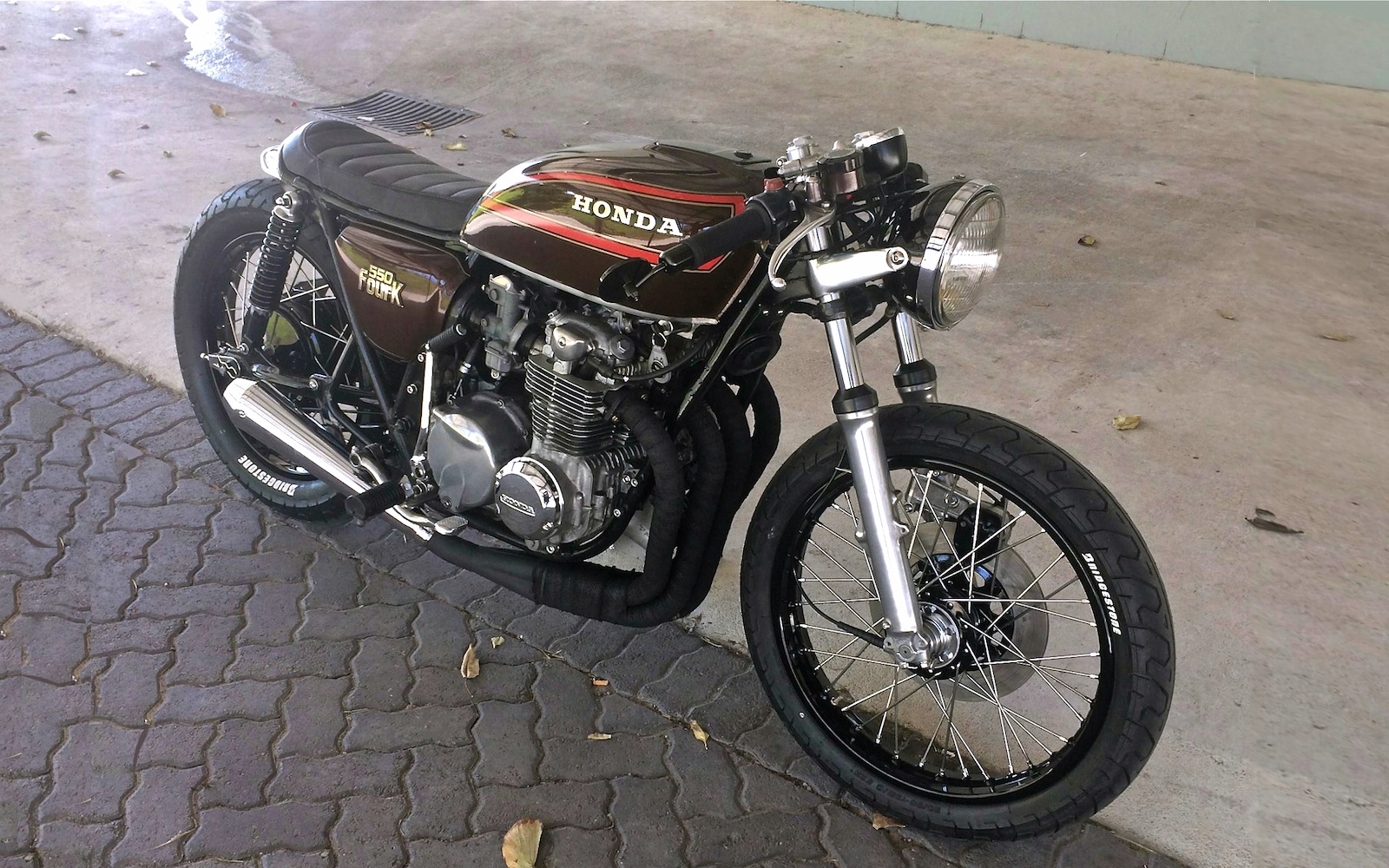 CB550 Four - Inazuma café racer