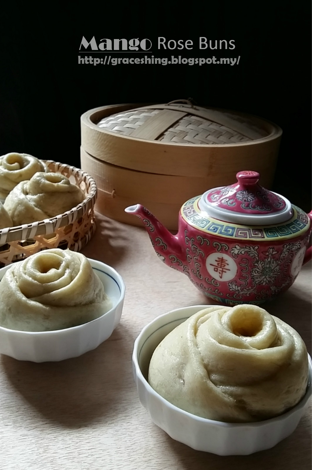 Grace's Blog 欣语心情: 芒果玫瑰馒头 Mango Rose Buns