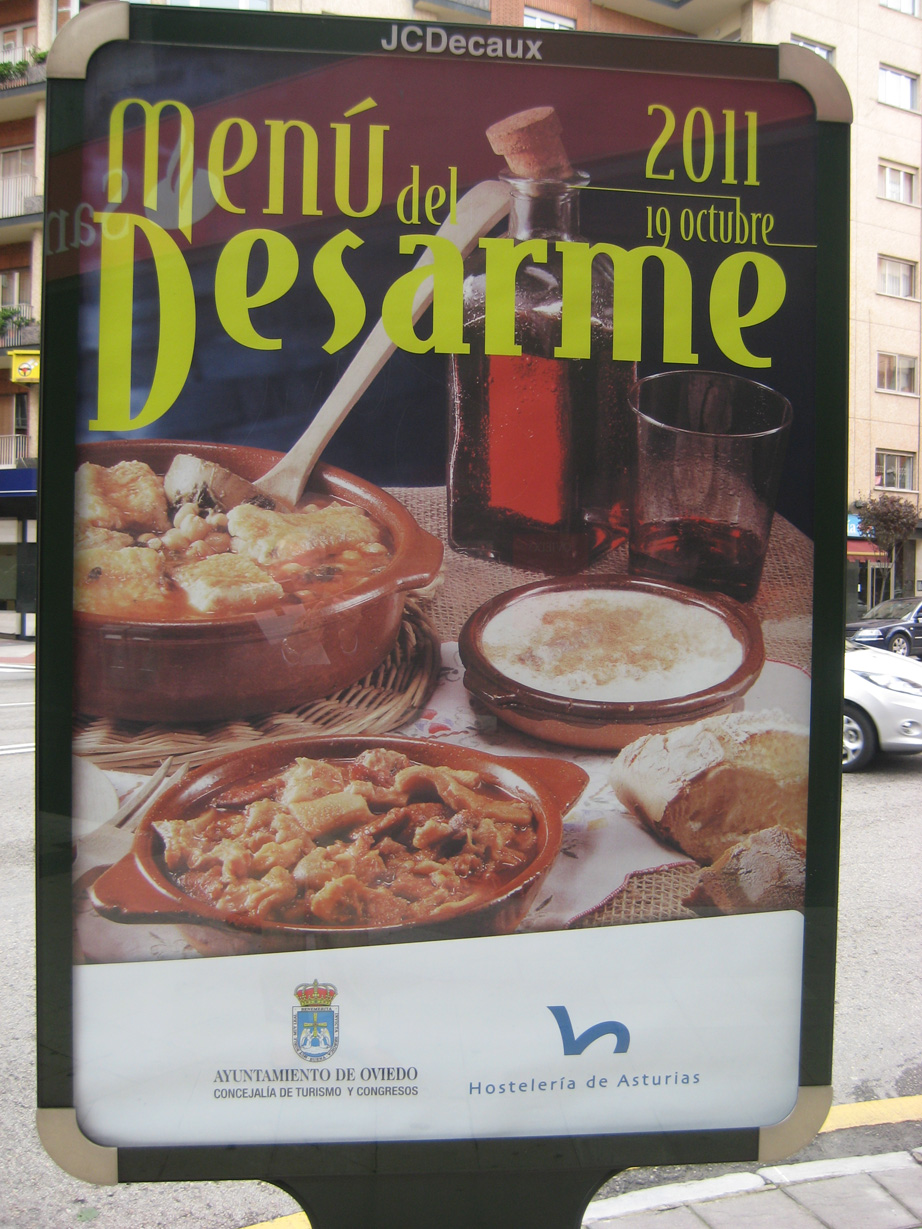 dendecaguelu: El Desarme en Oviedo. Algo más que una fiesta gastronomica.
