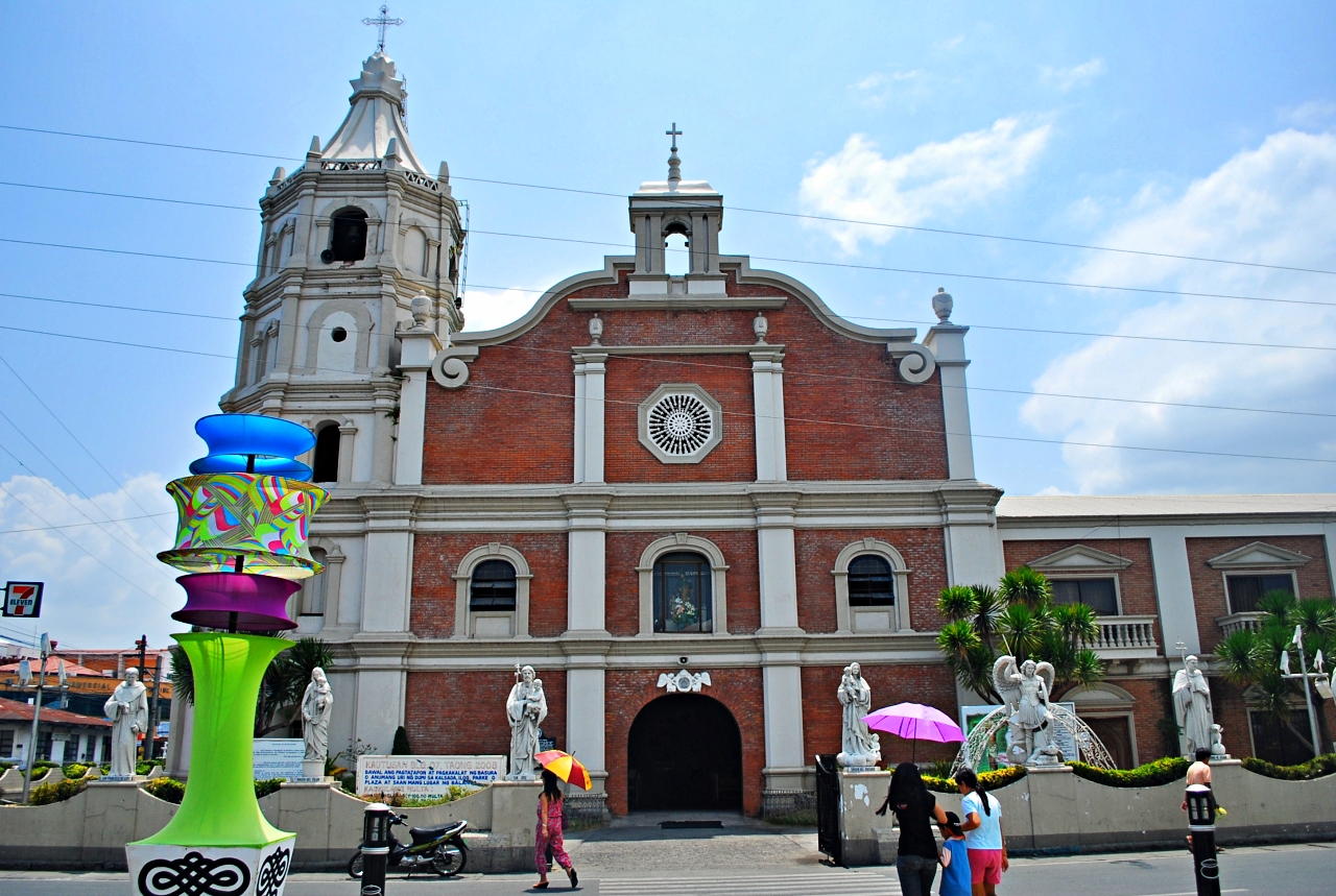 Bataan Visita Iglesia - Nomadic Experiences