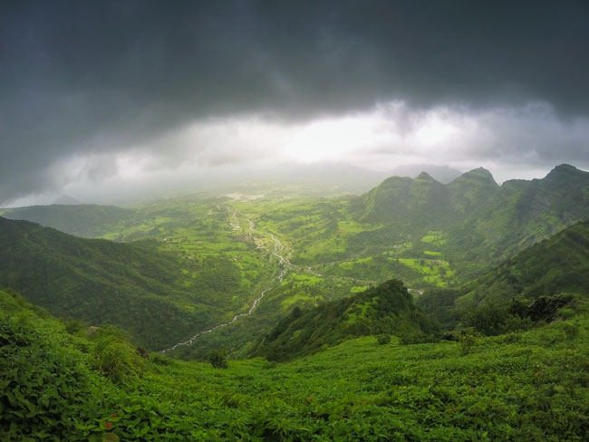 The Best One Day trips around Pune during monsoons!