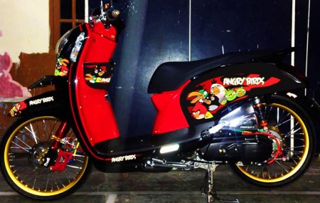 finna RZ: Modifikasi Honda Scoopy Racing Look Style
