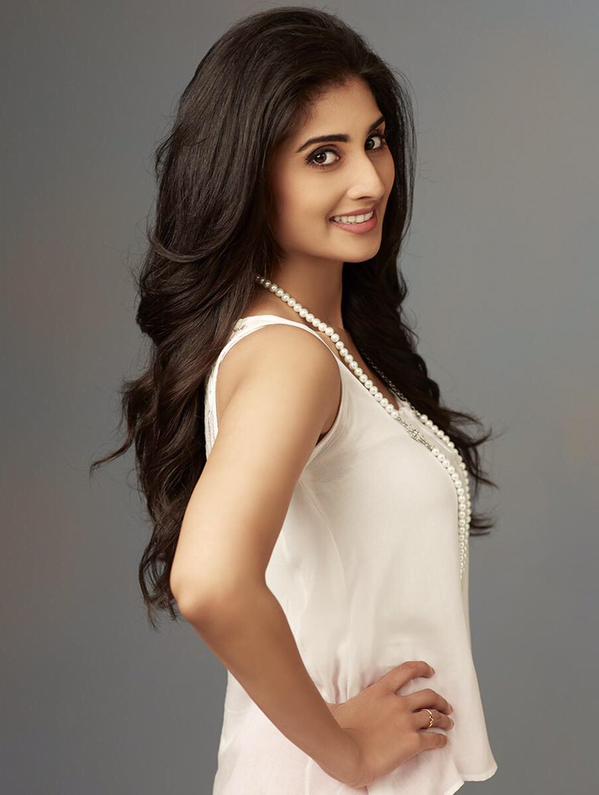 Shamili Wiki, Biography, Dob, Age, Height, Weight, Affairs and More