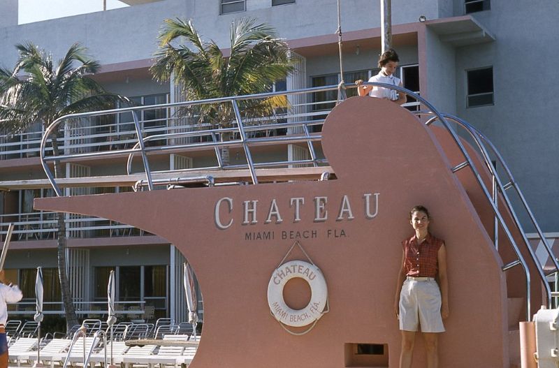 40 Fascinating Color Photos Capture Street Scenes of Miami & Miami ...