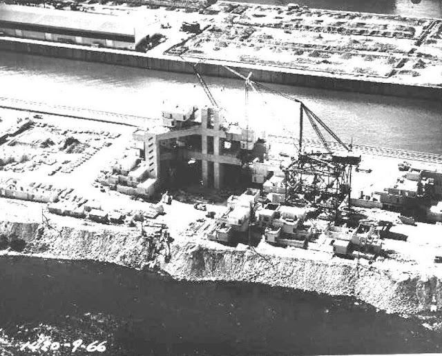 Rare Photographs of the Construction of Habitat 67, the Most ...