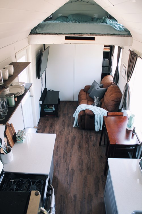 TINY HOUSE TOWN: Fallbrook Tiny House