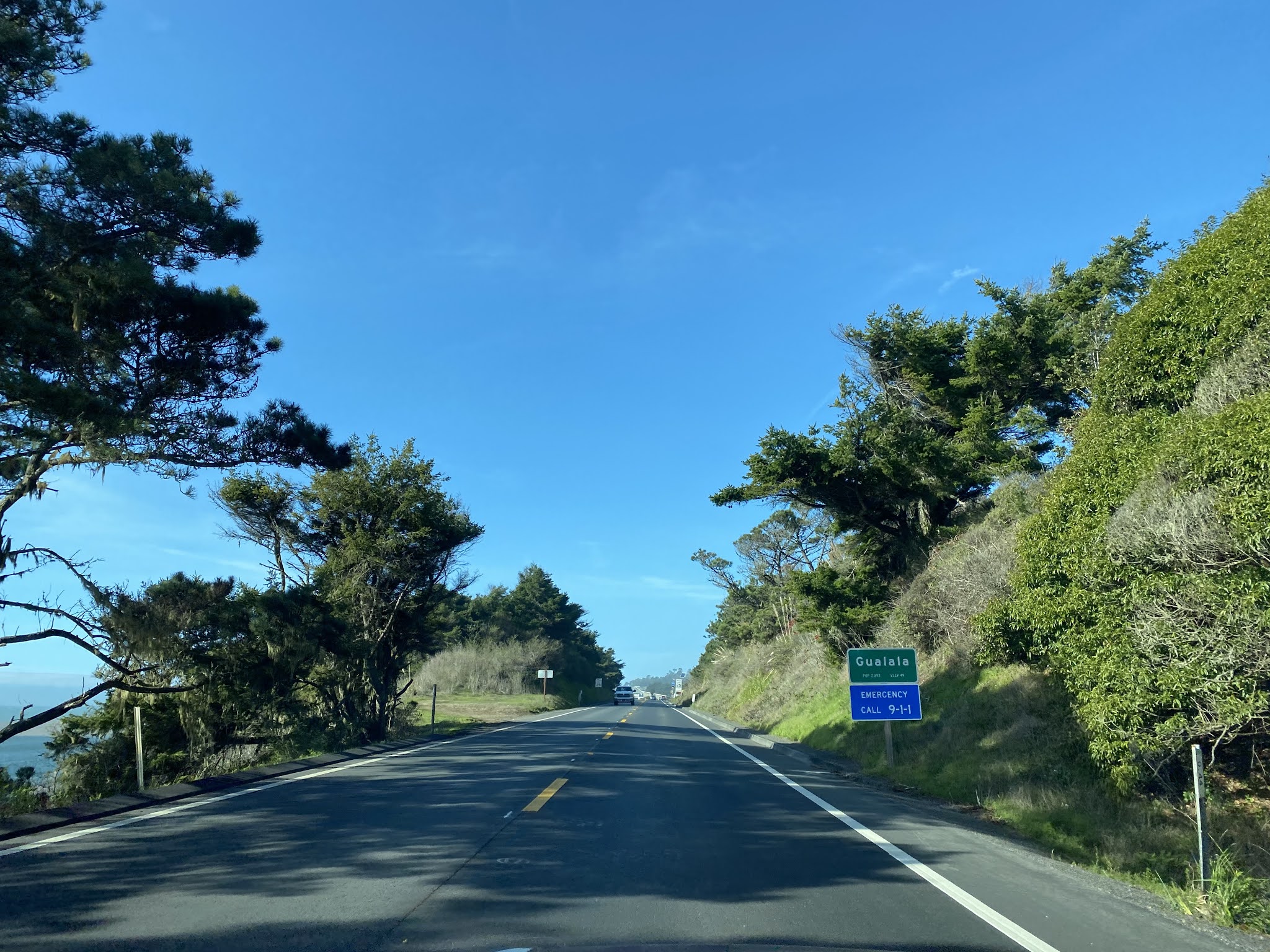 California State Route 1 the Shoreline Highway Part 3; a drive through ...