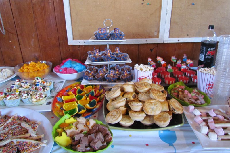 Penny's Parties: Carnival Party