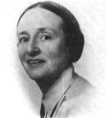 the crime segments: two in one: Ruth Sawtell Wallis: Too Many Bones ...