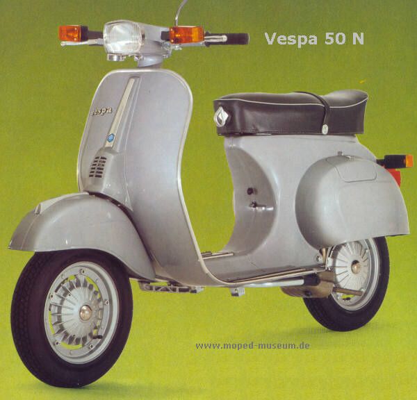 VESPA SMALLFRAME, BERBODY MUNGIL NAMUN BERTENAGA ~ BOGSCOOT