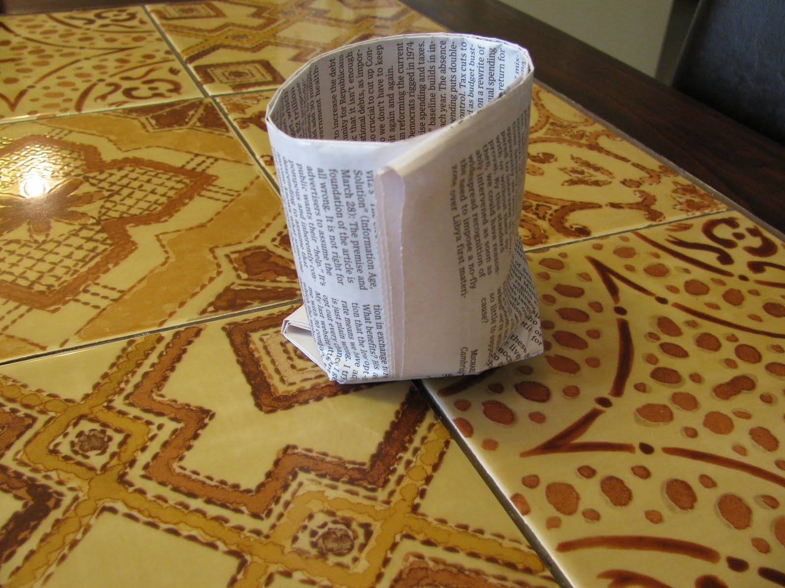 Kansas Gardenerd: Newspaper Pots