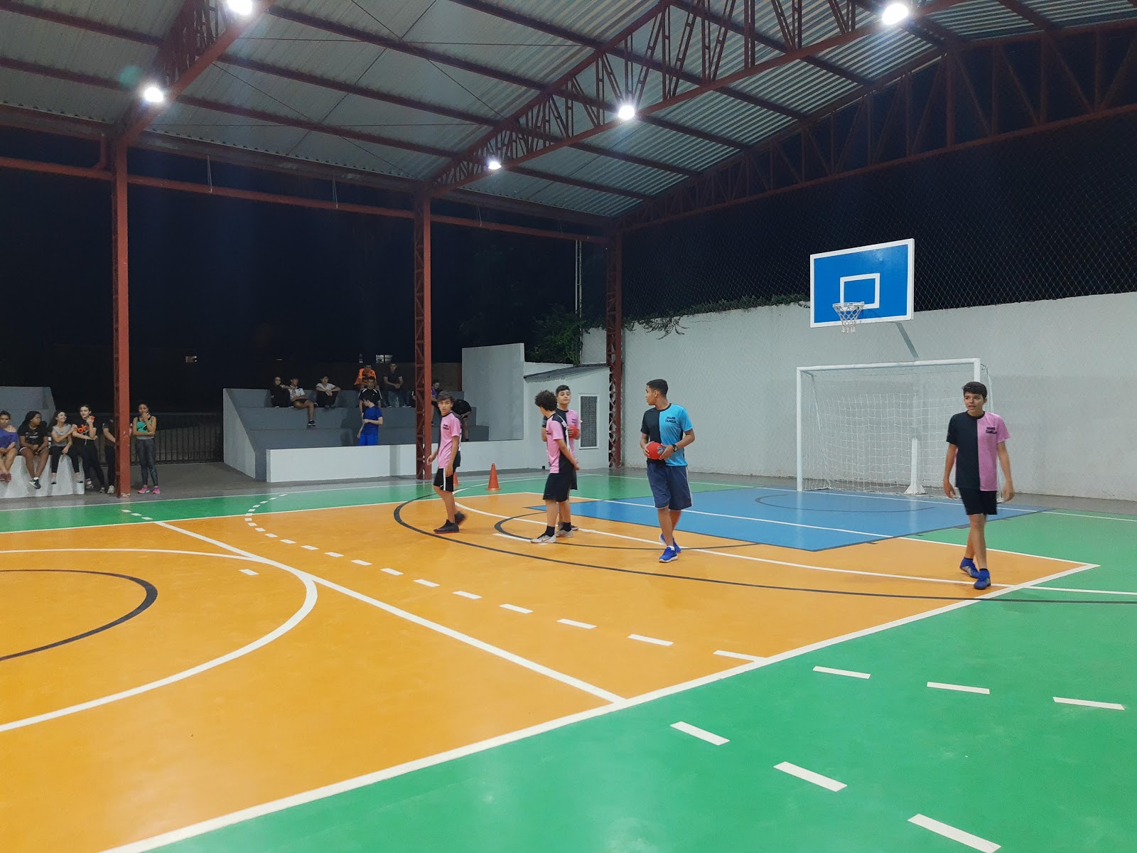 Naça Sports Tournament: A SEGUNDA-FEIRA COMEÇA QUENTE NA QUEIMADA.