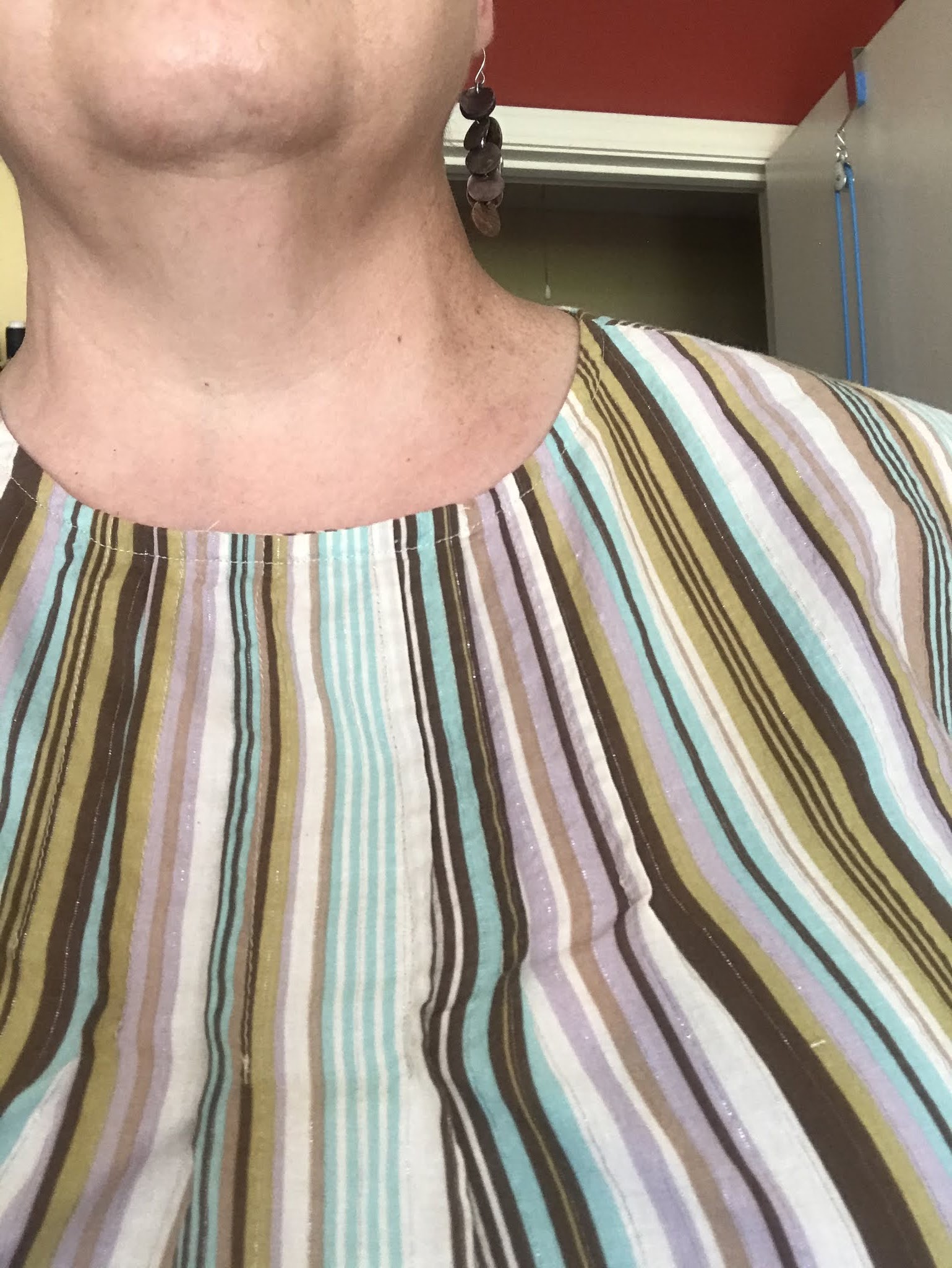 Kentucky Seamstress: A Top and Shorts: New Look 6604 and Butterick 6028