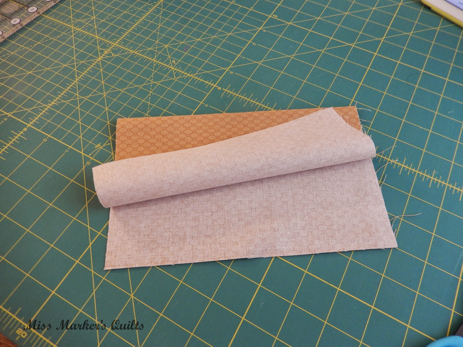 Miss Marker's Quilts: Pincushion