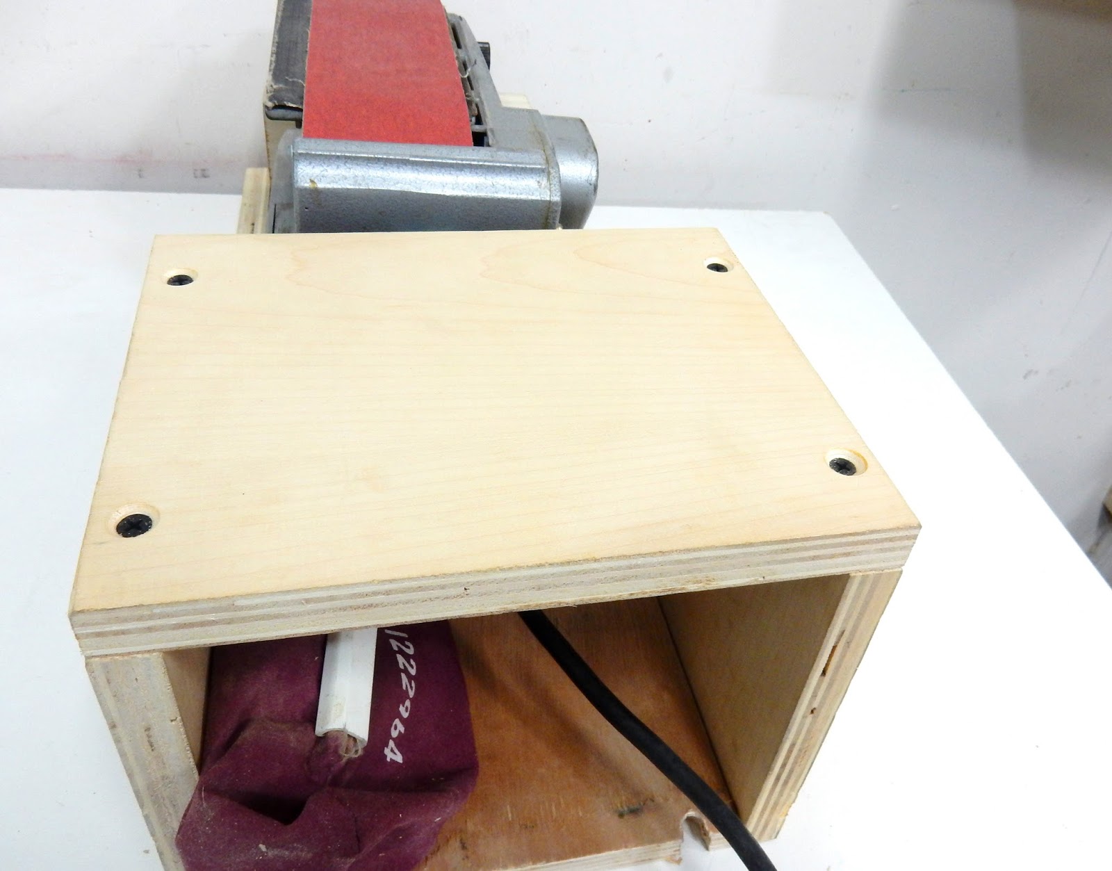 Jax Design: Belt Sander Stand -- Can Sit In 3 Positions