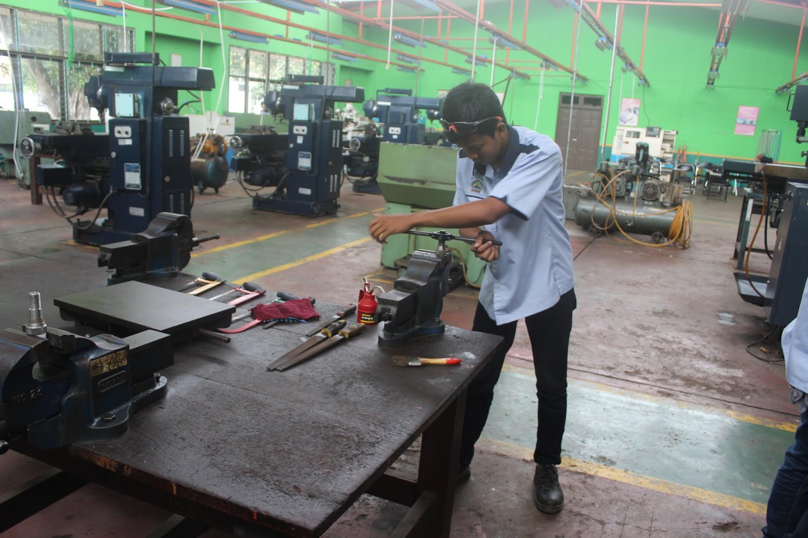 TEKNIK MANUFAKTUR - BLK CILACAP