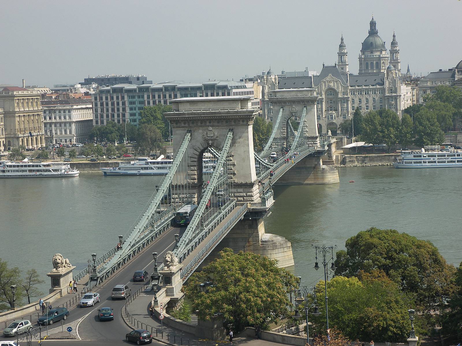 everydaywatchcountry: Chain Bridge Budapest