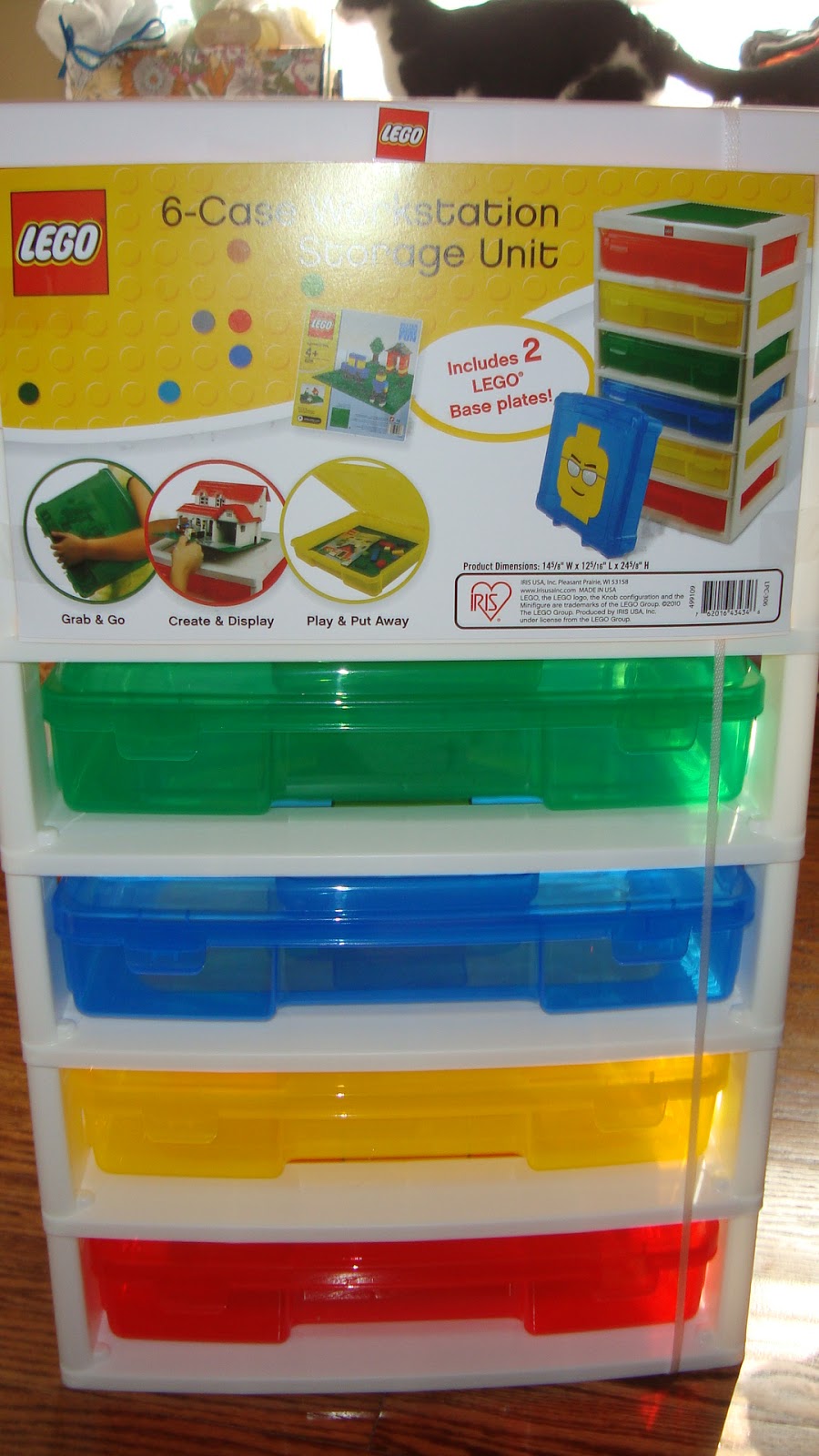 Trying To Go Green: LEGO Project Workstation with 6 Removable Project Cases