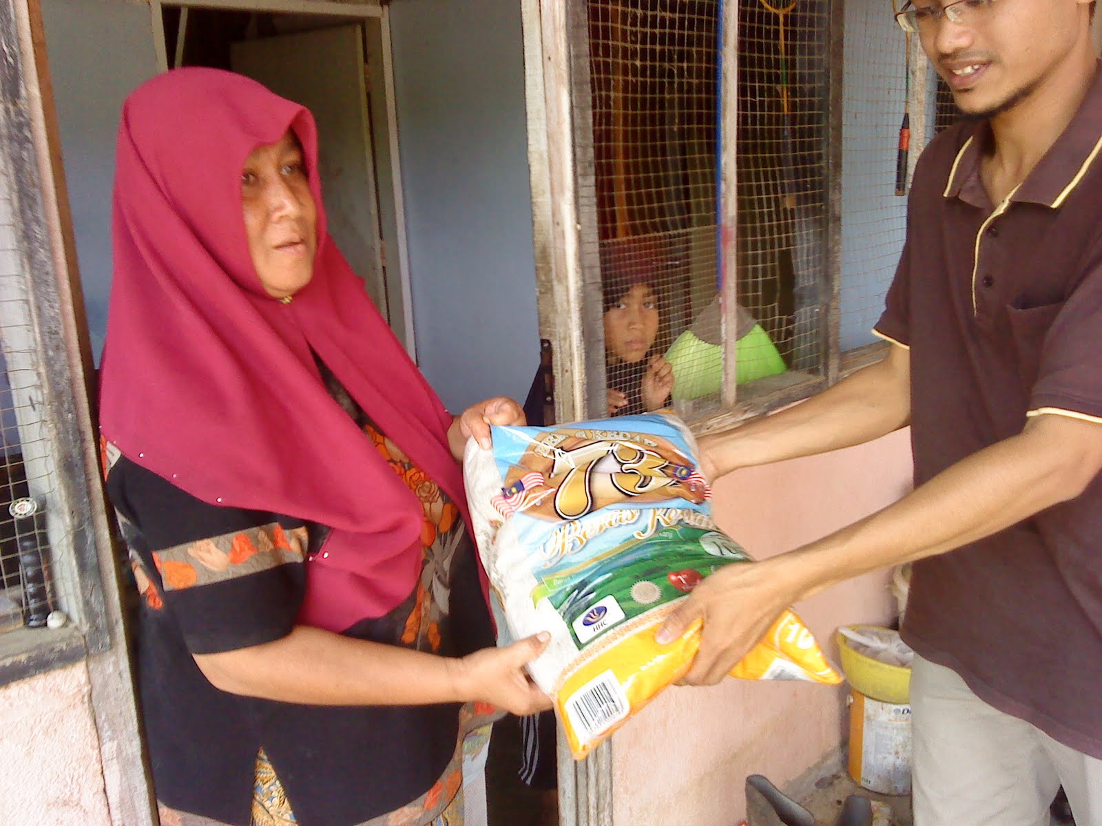 Persatuan Kebajikan Al-Furqan, Manjung, Perak: SUMBANGAN BERAS FIDYAH ...