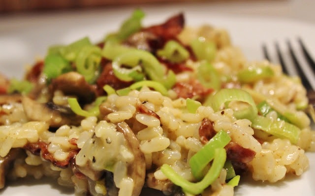Två små kök: Risotto med svamp, purjolök och bacon - en fantastisk kombo!