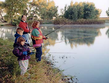 HAPPY BY FISHING: Fishing as Family Activity