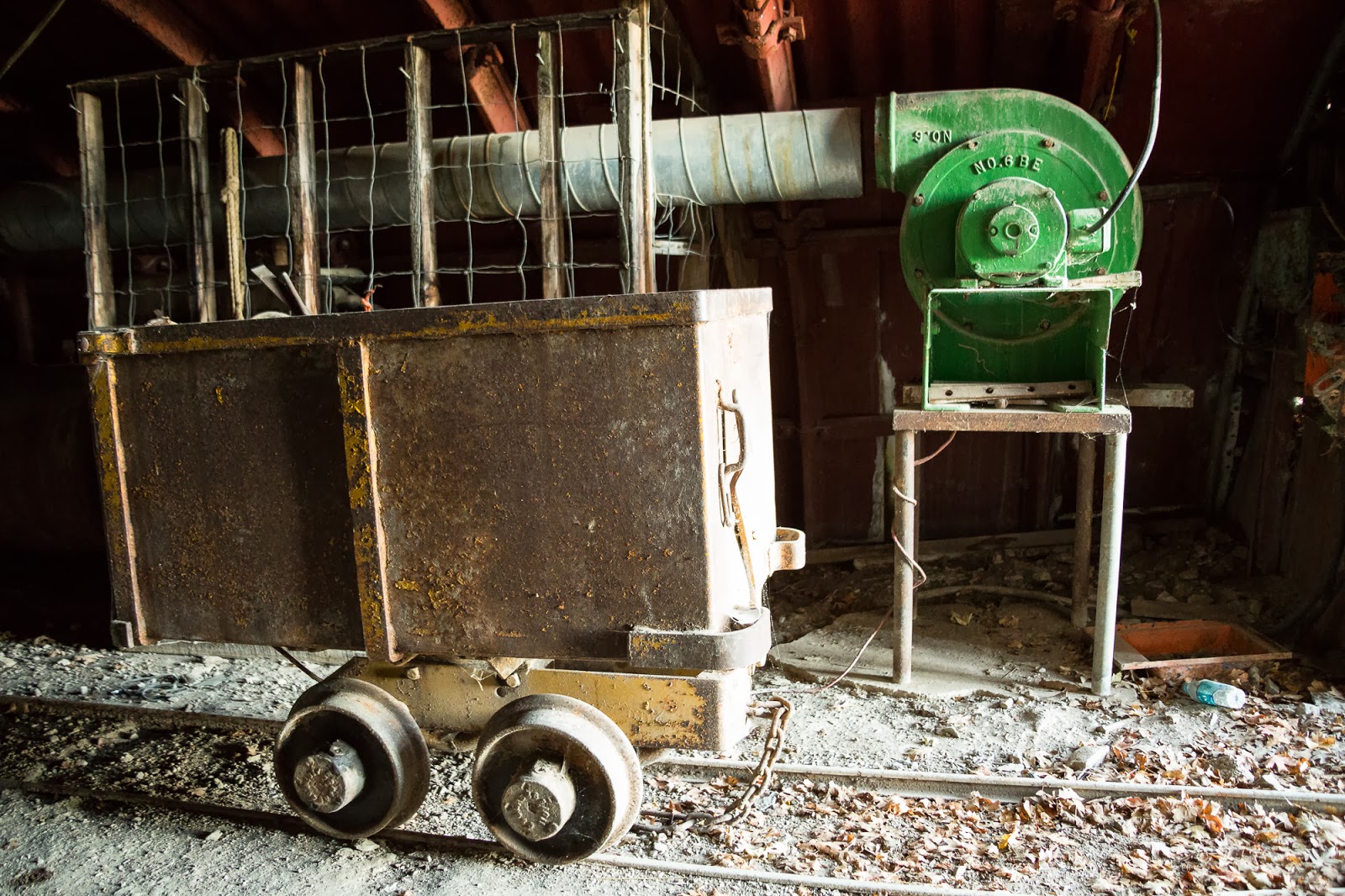 Documentary Photography: THE DREAM MINE (RELIEF MINE)