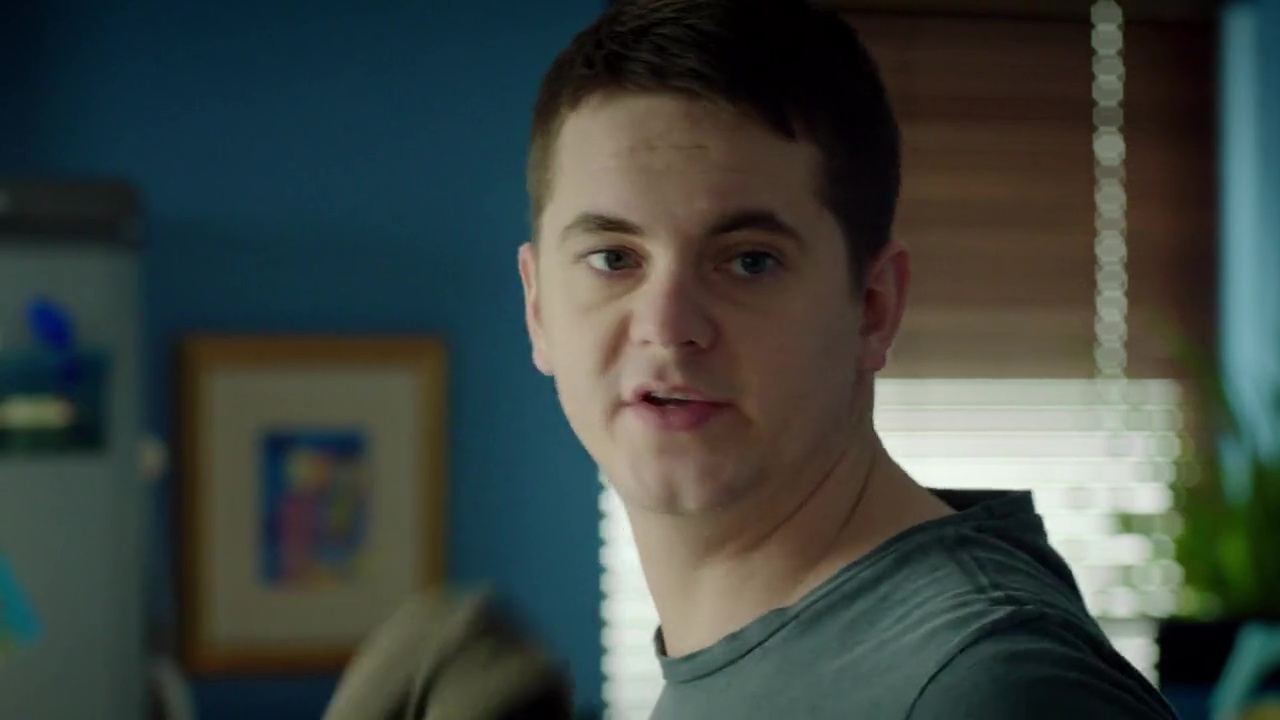 ausCAPS: Sean Verey and Ralph Ineson shirtless in Pramface 2-06 "Grumpy ...