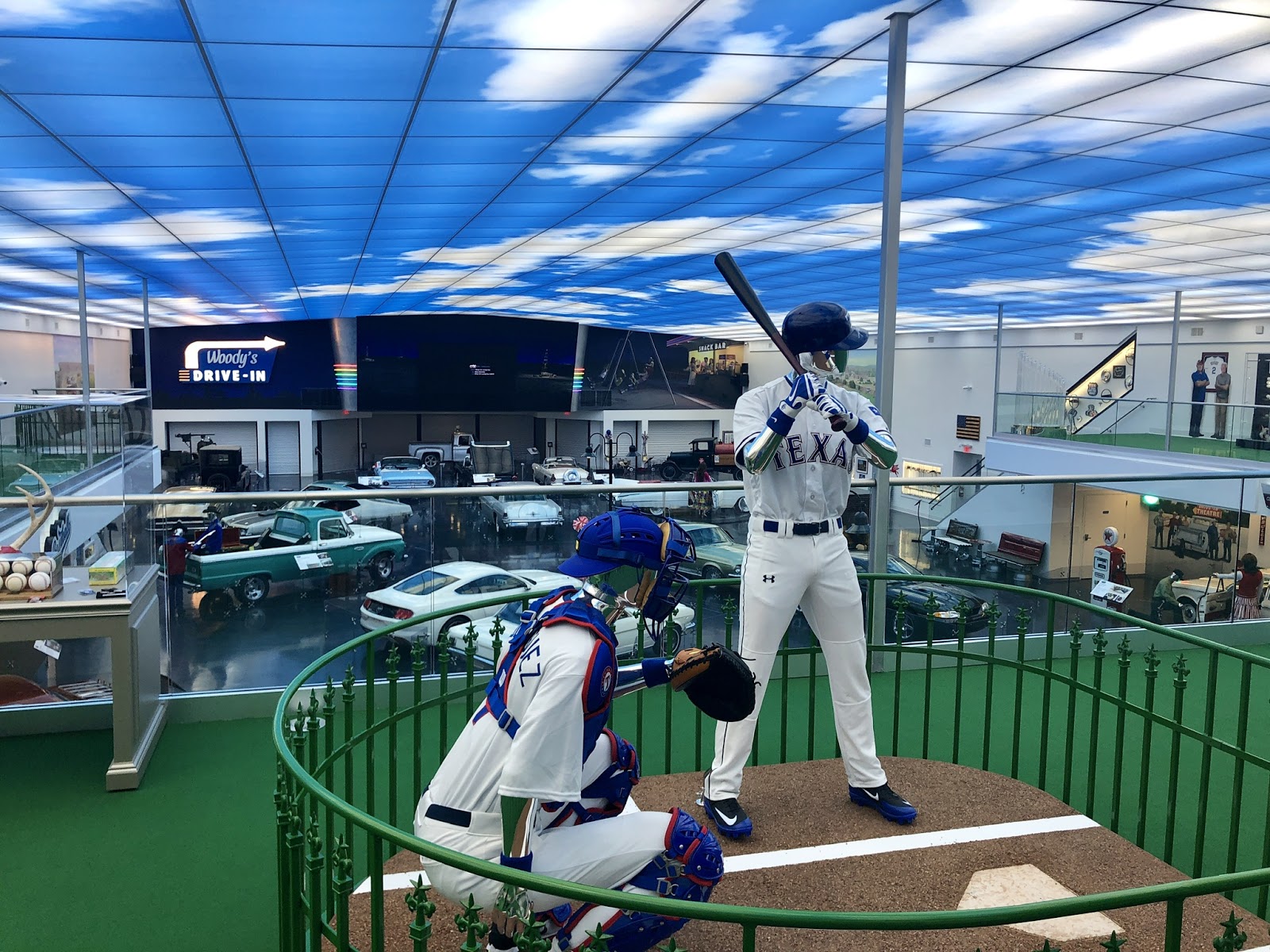 Artificial Sky: World’s Largest Artificial Sky Ceiling Made Up Of ...