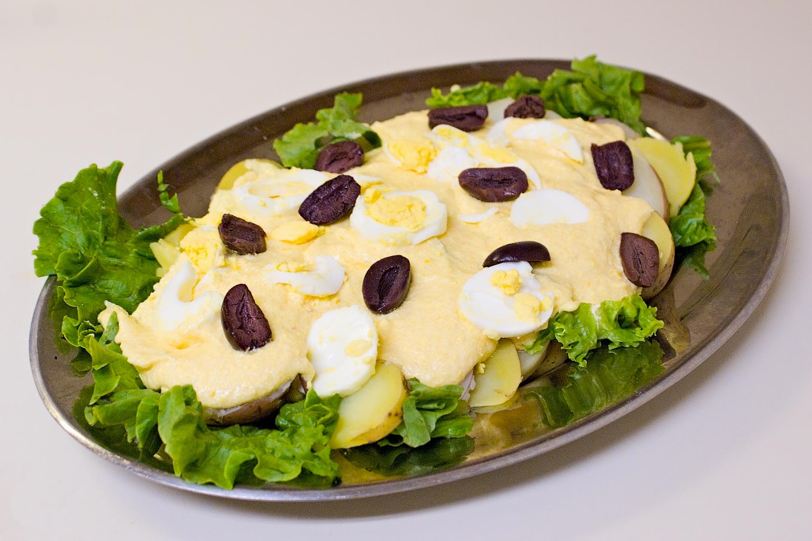 The Hungry Lovers: Peruvian Potatoes with Cheese Sauce (Papas a la ...