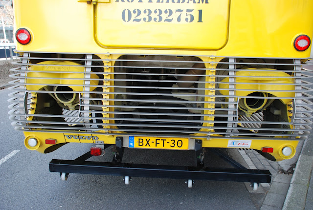 Met de Splashbus de Nieuwe Maas in: Splashbus Rotterdam