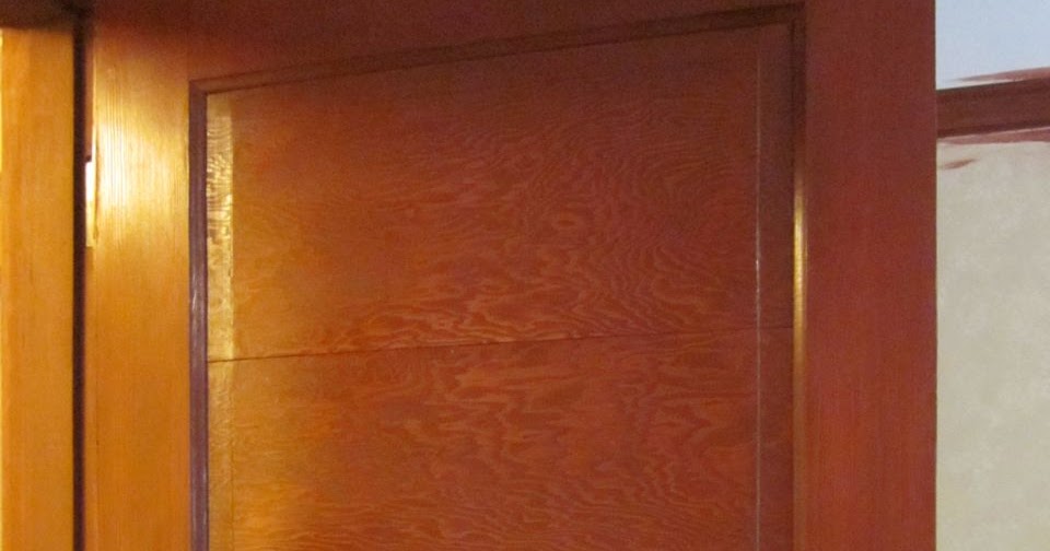 Laurelhurst Craftsman Bungalow: Started Shellacking