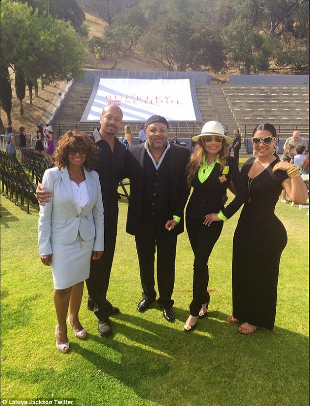 Michael Jackson's son Prince graduates from High School (photos)