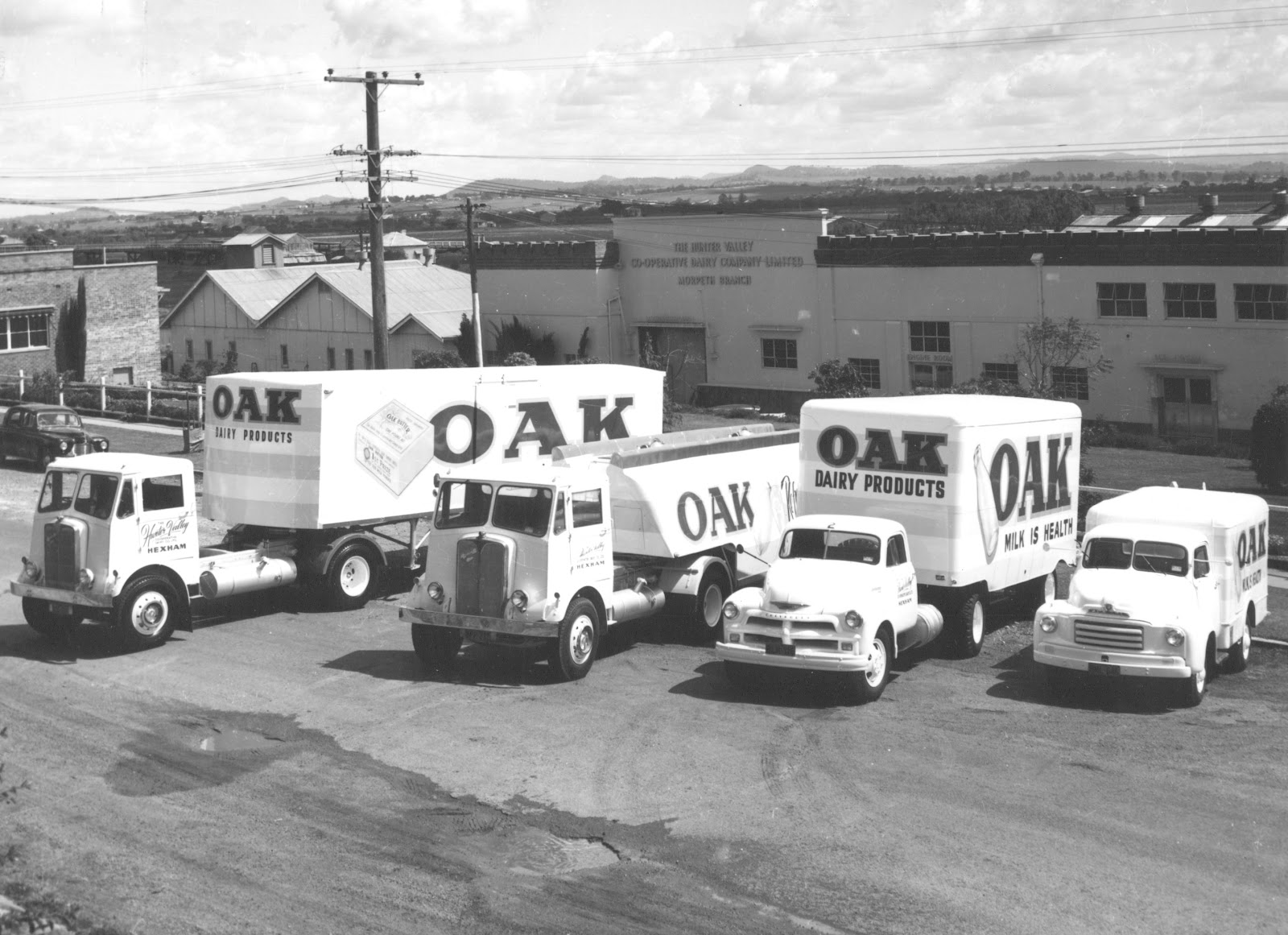 Historic Trucks: Oak Milk Factory trucks