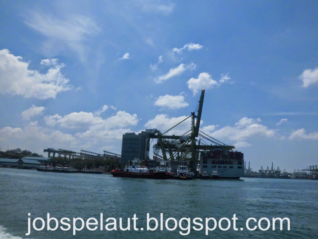 Lowongan Pelaut untuk Helper di Kapal Crane Barge - Laut Dollar ...