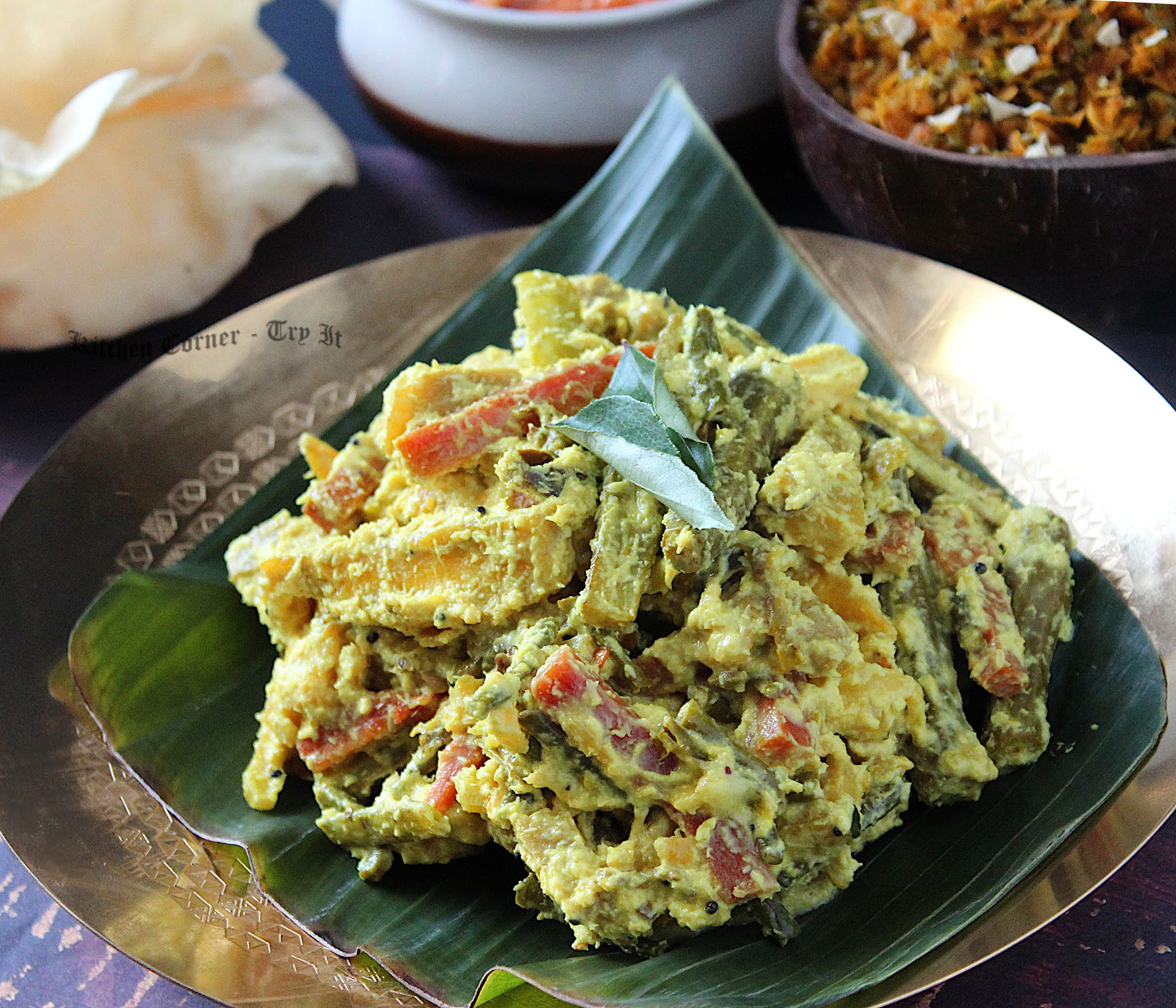 Aviyal Recipe- Kerala Sadhya Style Mixed Vegetable Curry