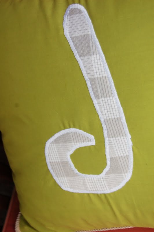 Thar She Sews!: Tutorial: Monogrammed Pillow from a Button Down shirt