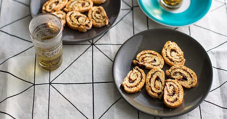 Raisin fekkas Recipe | LEBANESE RECIPES