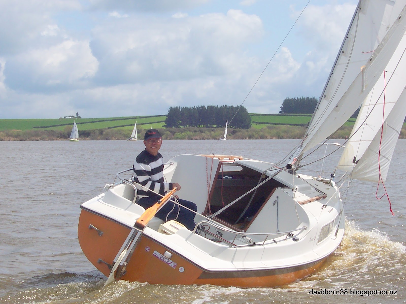 251. Ngaroto Sailing Club: Noelex 22