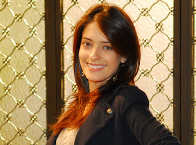 Planeta Rebelde BR: Conheça mais de Lisandra Parede, a esperta Débora ...