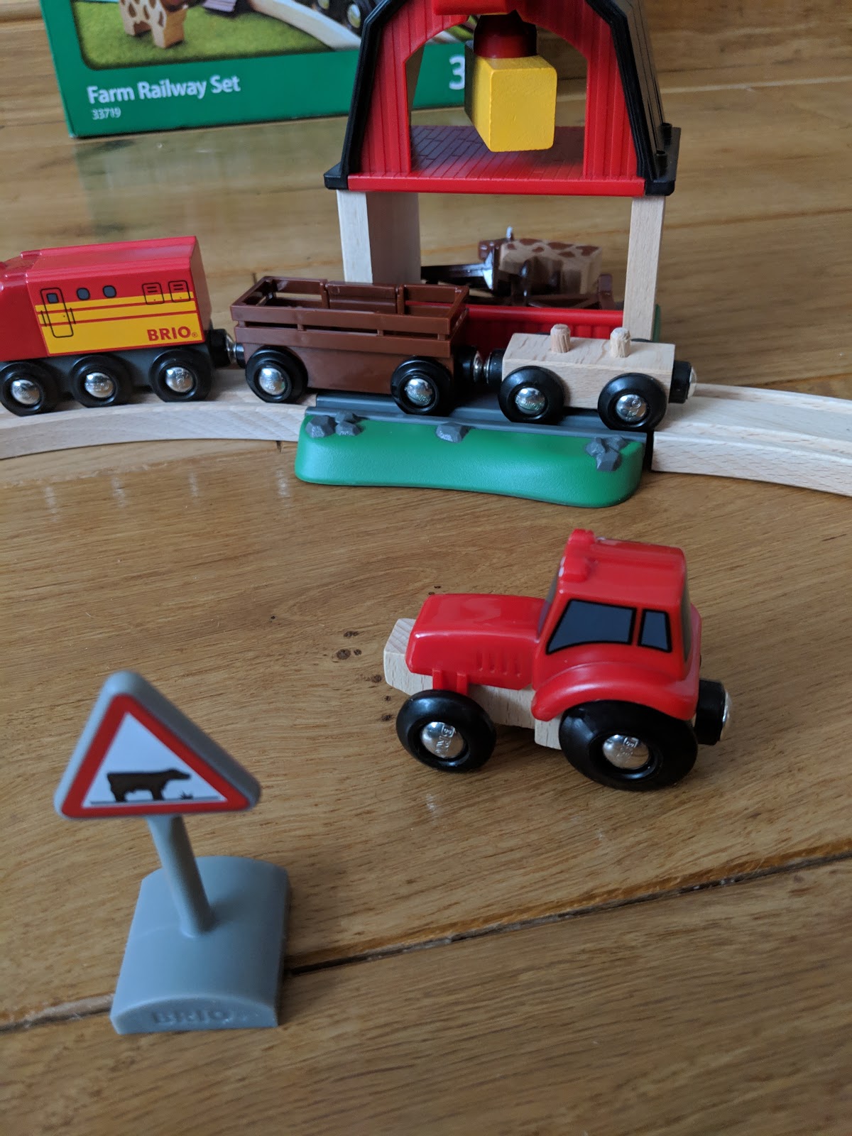 Review : BRIO Farm Railway - This day I love.......