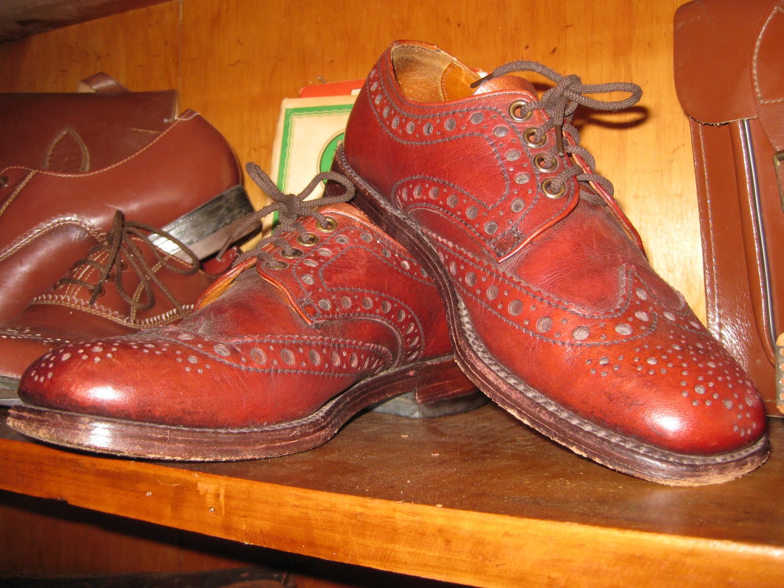 Nook Vintage: Old School Brogues