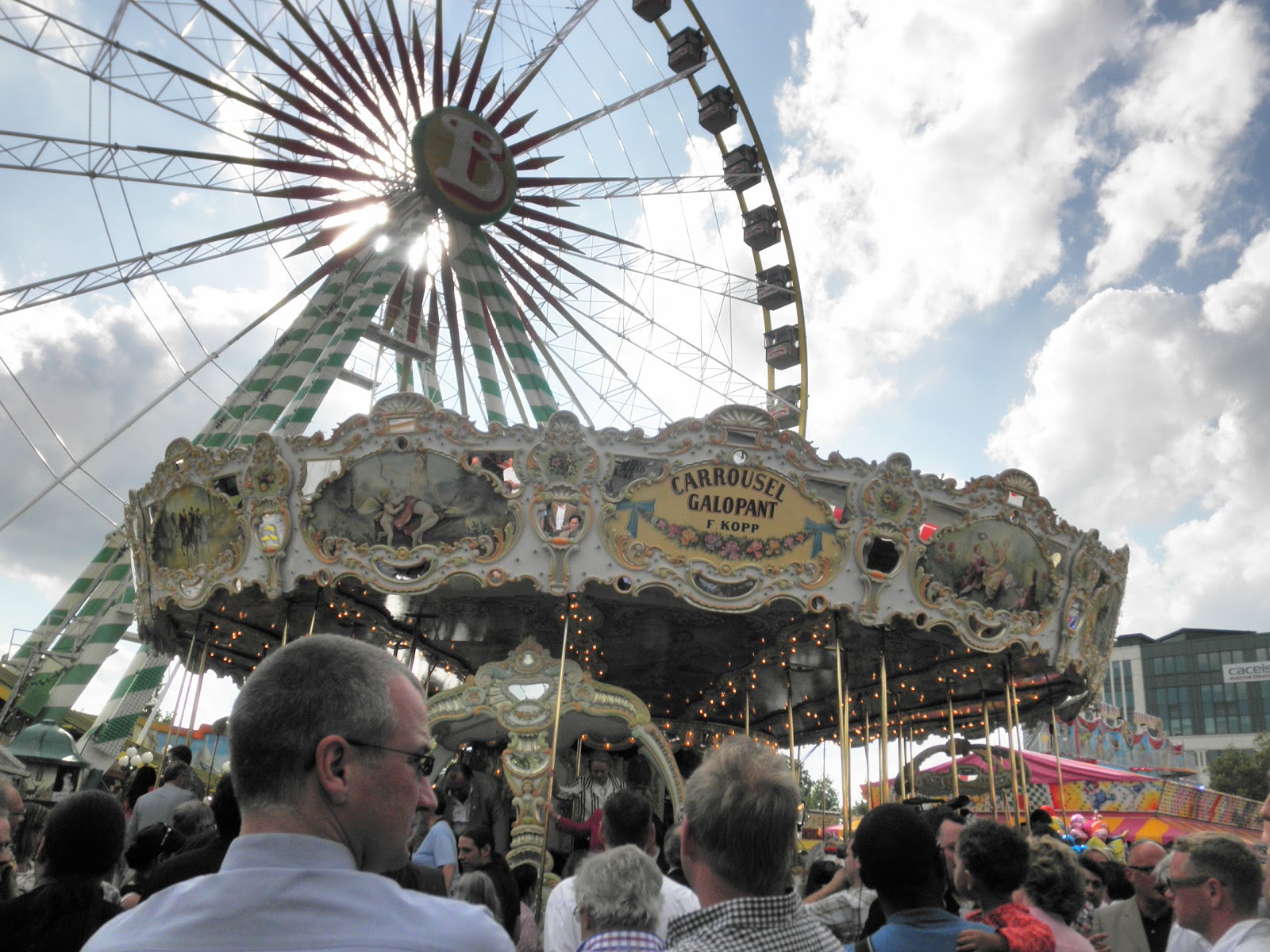 Luxemblog: The 671st Schueberfouer (A Bit of History)