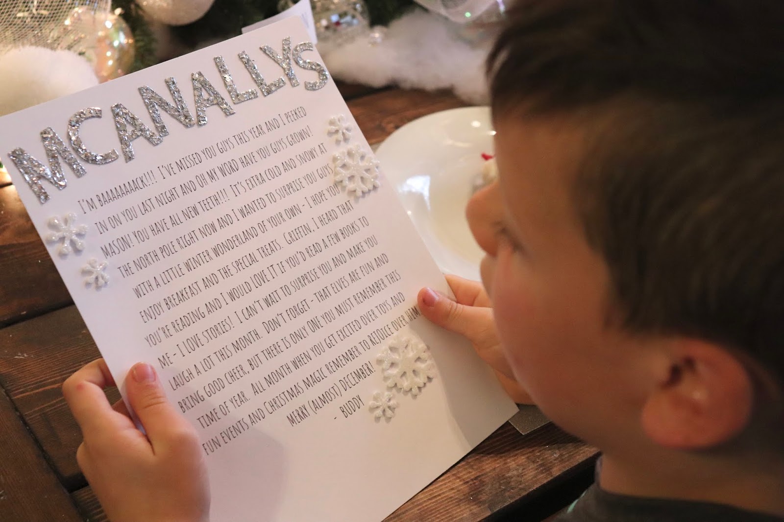 Momfessionals: North Pole Breakfast 2019