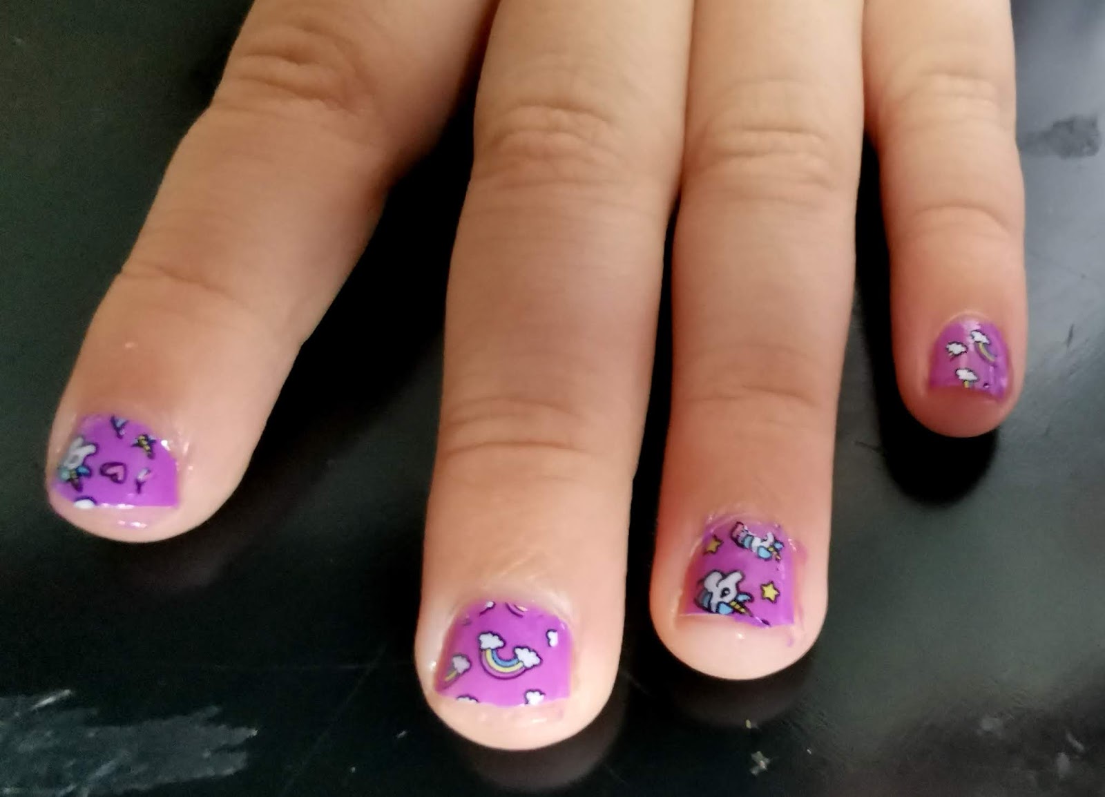 Tantrums To Smiles: Go Glam Nail Stamper **REVIEW**