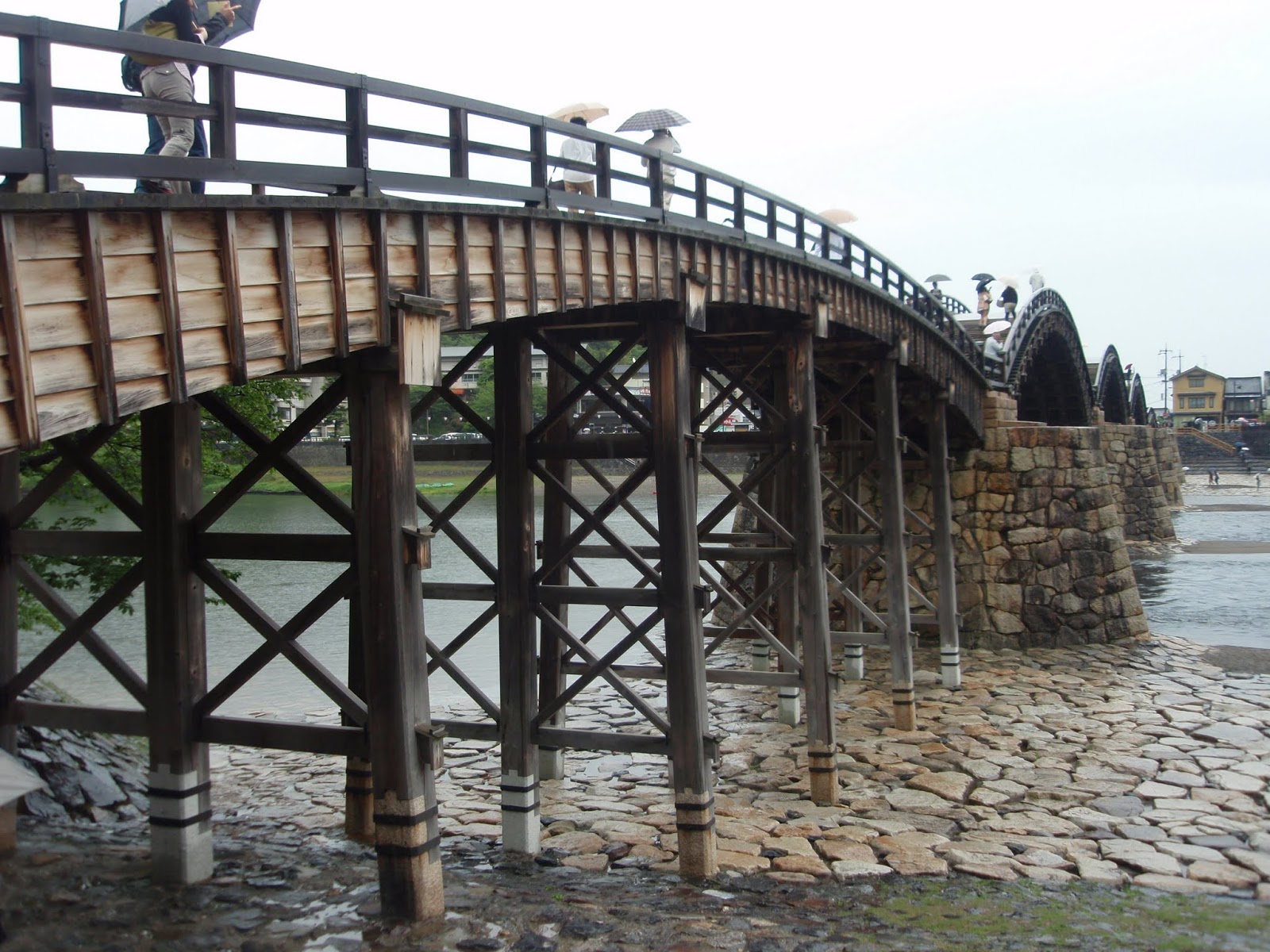 Chaos and Kanji: Location: Iwakuni-Jo Castle and Kintai-kyo Bridge