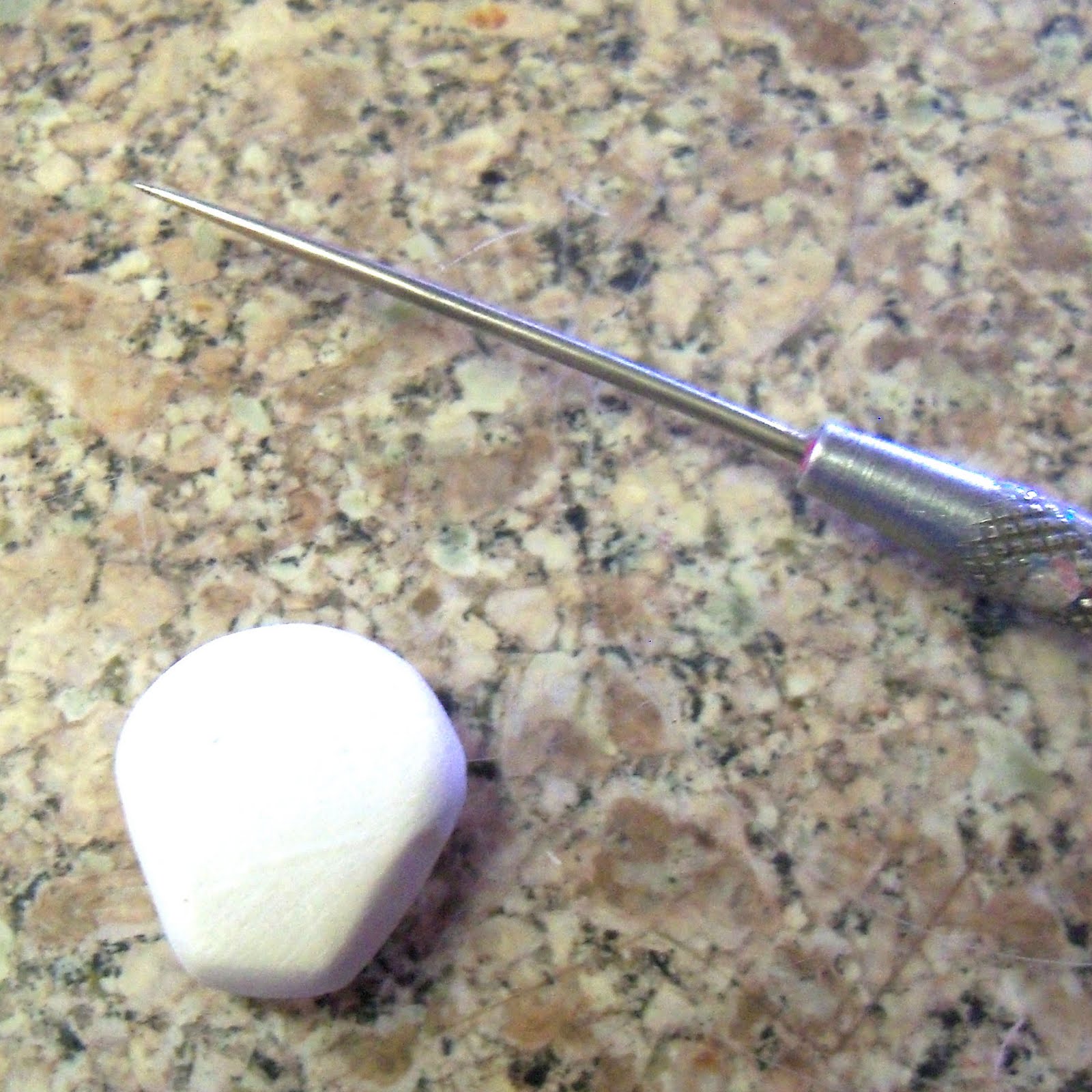 living with threemoonbabies: Polymer Clay Spiderweb and Skull Tutorials